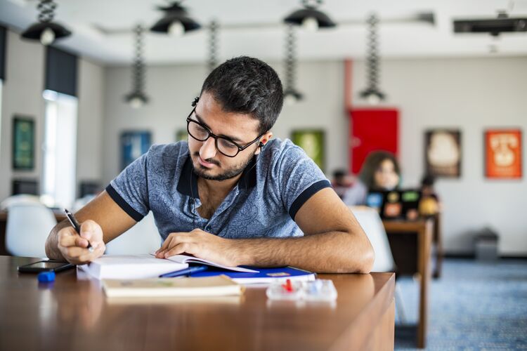 Compulsory distancing: language assessment in a remote learning ...